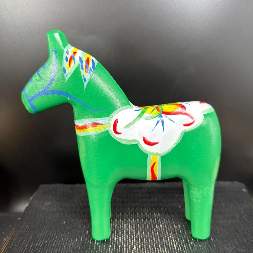 Art | Vintage Swedish Dala Horse Green Hand Painted Wooden Folk Art ...